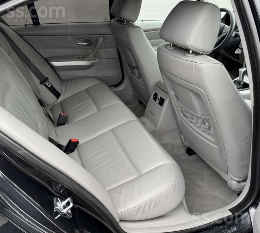 Black BMW 318 2006 in Telschi, with an engine capacity of 2.00 L and mileage of 206 thousand km for 4490 €, photo 16 on AUTOMOTO.COM.LV