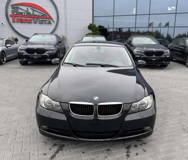 Melns BMW 318 2006 Telšiai, ar dzinēja tilpumu 2.00 L un nobraukumu 209 tūkst. km par 4490 €, foto 4 vietnē AUTOMOTO.COM.LV