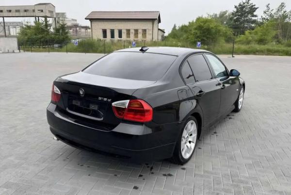 Melns BMW 318 2006 Telšiai, ar dzinēja tilpumu 2.00 L un nobraukumu 209 tūkst. km par 4490 €, foto 10 vietnē AUTOMOTO.COM.LV