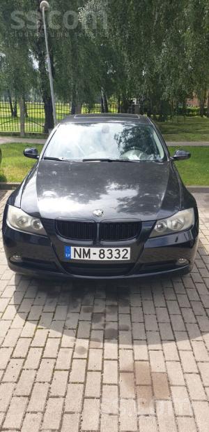 Black BMW 318 2006 in Riga, with an engine capacity of 2.00 L and mileage of 245 thousand km for 3000 €, photo  on AUTOMOTO.COM.LV
