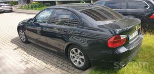Black BMW 318 2006 in Riga, with an engine capacity of 2.00 L and mileage of 245 thousand km for 3000 €, photo 5 on AUTOMOTO.COM.LV