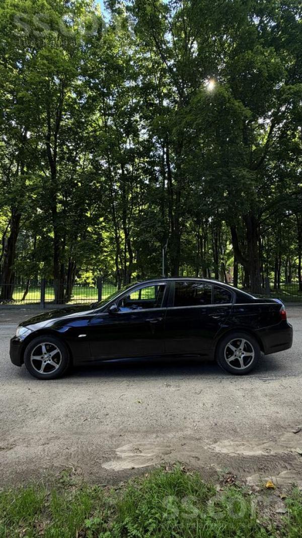 Melns BMW 318 2006 Rīga, ar dzinēja tilpumu 2.00 L un nobraukumu 429 tūkst. km par 3550 €, foto 3 vietnē AUTOMOTO.COM.LV