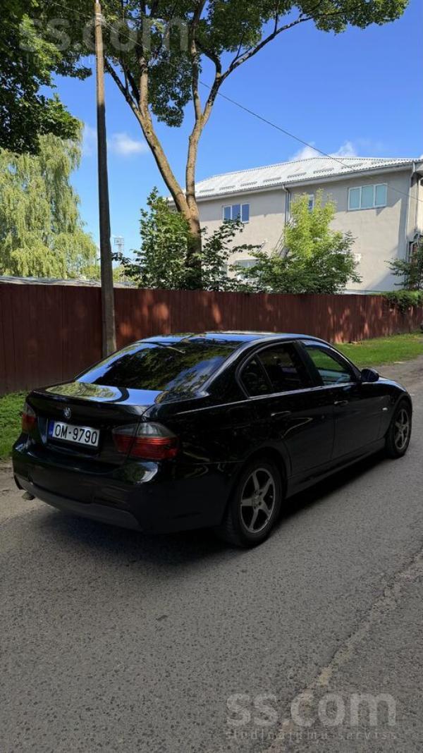 Melns BMW 318 2006 Rīga, ar dzinēja tilpumu 2.00 L un nobraukumu 429 tūkst. km par 3550 €, foto 6 vietnē AUTOMOTO.COM.LV