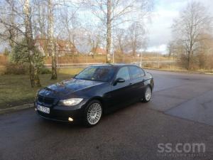Black BMW 318 2006 in Riga, with an engine capacity of 1.80 L and mileage of 324 thousand km for 3300 €, photo 4 on AUTOMOTO.COM.LV