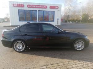 Black BMW 318 2006 in Riga, with an engine capacity of 1.80 L and mileage of 324 thousand km for 3300 €, photo 6 on AUTOMOTO.COM.LV