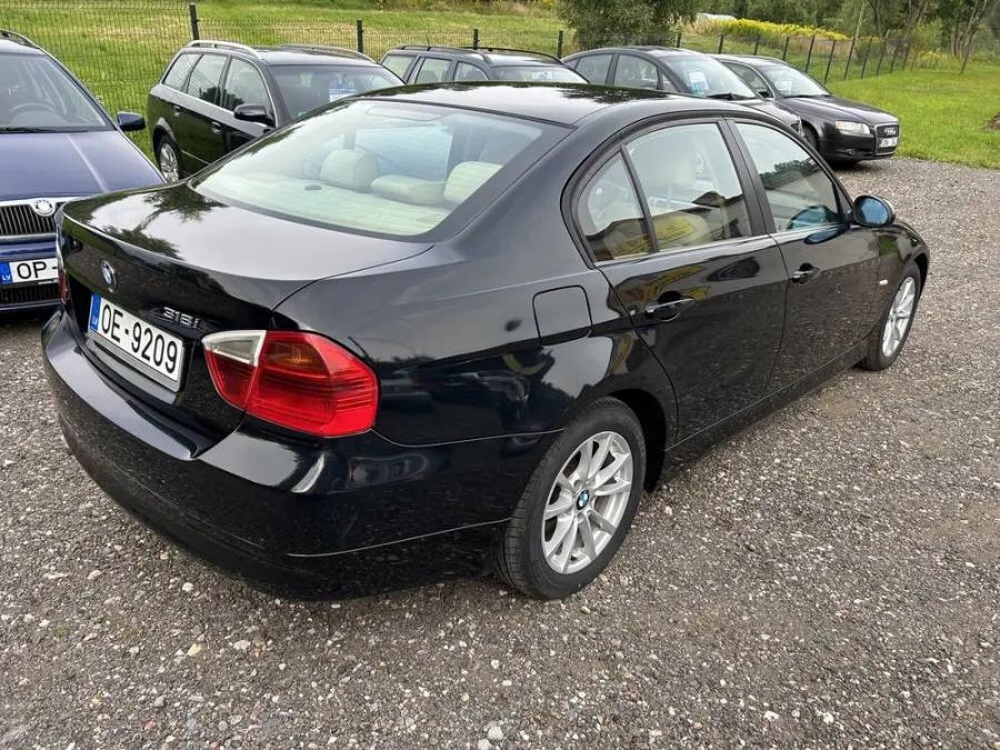 Melns BMW 318 2006 Limbaži, ar dzinēja tilpumu 2.00 L un nobraukumu 279 tūkst. km par 3150 €, foto 5 vietnē AUTOMOTO.COM.LV