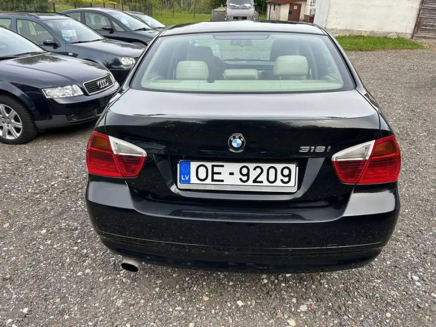Melns BMW 318 2006 Limbaži, ar dzinēja tilpumu 2.00 L un nobraukumu 279 tūkst. km par 3150 €, foto 6 vietnē AUTOMOTO.COM.LV
