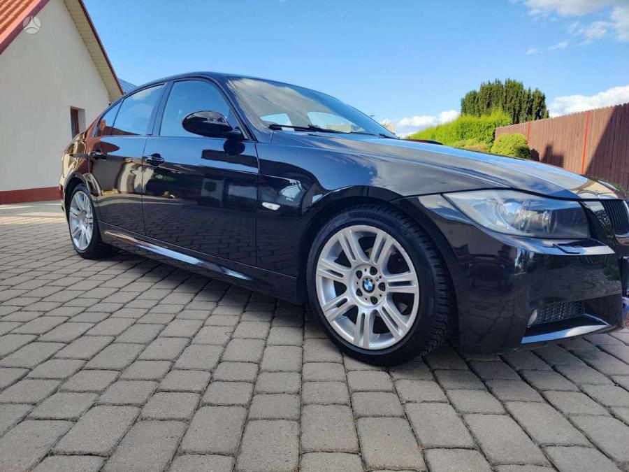 Black BMW 318 2006 in Marijampole, with an engine capacity of 2.00 L and mileage of 181 thousand km for 3799 €, photo 10 on AUTOMOTO.COM.LV