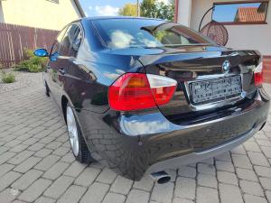 Black BMW 318 2006 in Marijampole, with an engine capacity of 2.00 L and mileage of 181 thousand km for 3799 €, photo 14 on AUTOMOTO.COM.LV