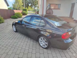 Black BMW 318 2006 in Marijampole, with an engine capacity of 2.00 L and mileage of 181 thousand km for 3799 €, photo 15 on AUTOMOTO.COM.LV