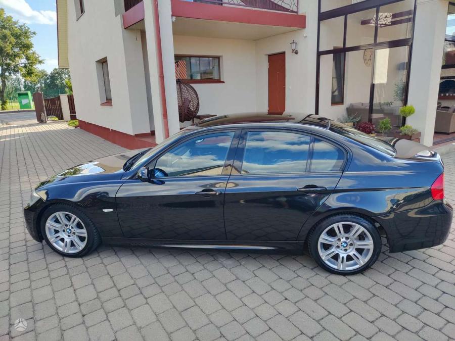 Black BMW 318 2006 in Marijampole, with an engine capacity of 2.00 L and mileage of 181 thousand km for 3799 €, photo 16 on AUTOMOTO.COM.LV