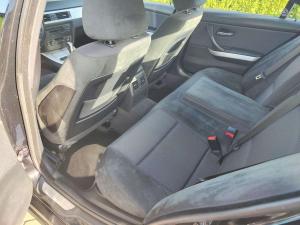 Black BMW 318 2006 in Marijampole, with an engine capacity of 2.00 L and mileage of 181 thousand km for 3799 €, photo 23 on AUTOMOTO.COM.LV