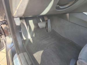 Black BMW 318 2006 in Marijampole, with an engine capacity of 2.00 L and mileage of 181 thousand km for 3799 €, photo 28 on AUTOMOTO.COM.LV