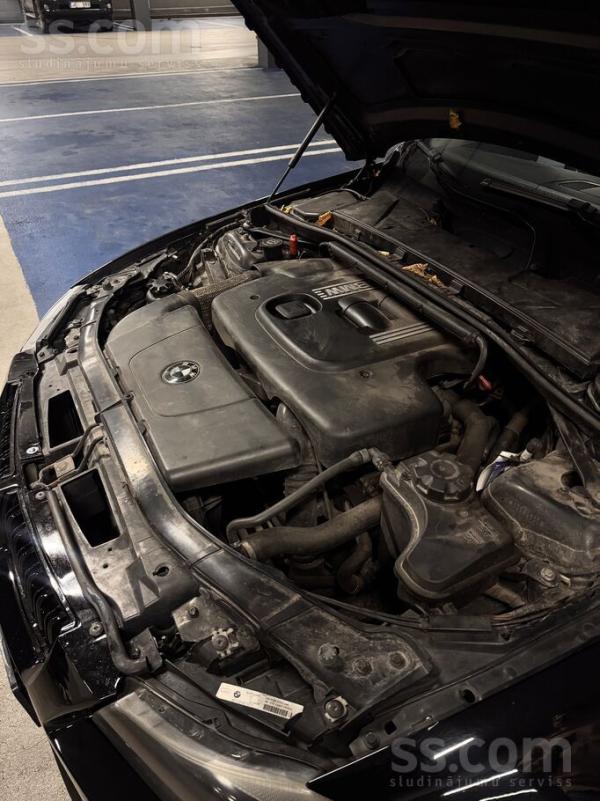 Black BMW 318 2007 in Riga, with an engine capacity of 2.00 L and mileage of 277 thousand km for 2000 €, photo 4 on AUTOMOTO.COM.LV