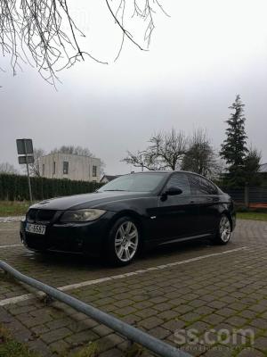 Black BMW 318 2007 in Riga, with an engine capacity of 2.00 L and mileage of 316 thousand km for 3750 €, photo  on AUTOMOTO.COM.LV