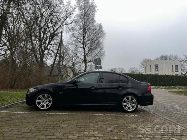 Black BMW 318 2007 in Riga, with an engine capacity of 2.00 L and mileage of 316 thousand km for 3750 €, photo 2 on AUTOMOTO.COM.LV