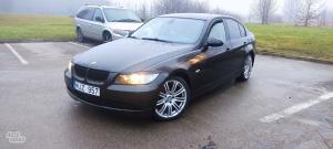 Melns BMW 318 2007 Kelmė, ar dzinēja tilpumu 2.00 L un nobraukumu 339 tūkst. km par 2700 €, foto  vietnē AUTOMOTO.COM.LV