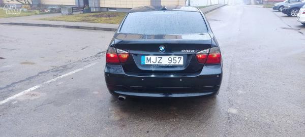 Melns BMW 318 2007 Kelmė, ar dzinēja tilpumu 2.00 L un nobraukumu 339 tūkst. km par 2700 €, foto 3 vietnē AUTOMOTO.COM.LV