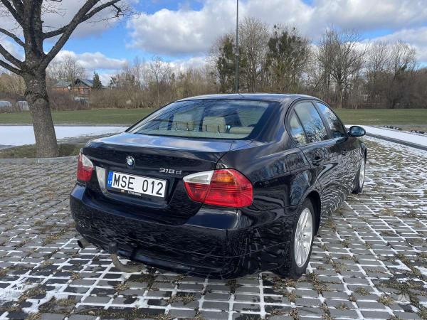 Melns BMW 318 2007 Kauņa, ar dzinēja tilpumu 2.00 L un nobraukumu 168 tūkst. km par 3990 €, foto 4 vietnē AUTOMOTO.COM.LV