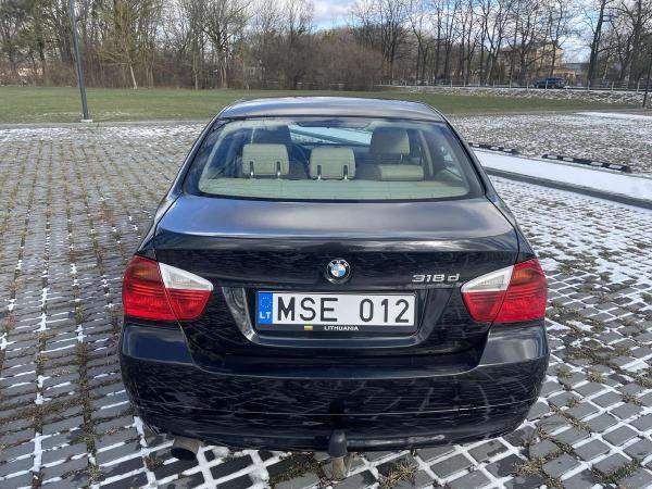 Melns BMW 318 2007 Kauņa, ar dzinēja tilpumu 2.00 L un nobraukumu 168 tūkst. km par 3990 €, foto 6 vietnē AUTOMOTO.COM.LV