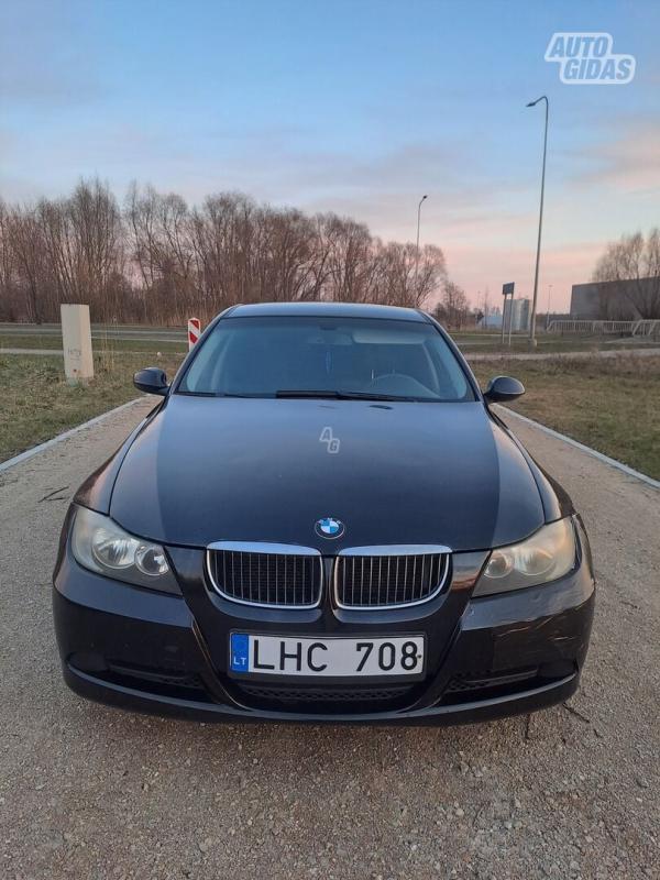 Black BMW 318 2007 in Klaipeda, with an engine capacity of 2.00 L and mileage of 352 thousand km for 2000 €, photo 7 on AUTOMOTO.COM.LV