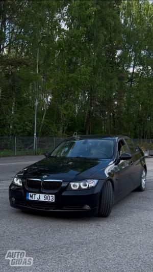 Black BMW 318 2007 in Vilnius, with an engine capacity of 2.00 L and mileage of 334 thousand km for 3000 €, photo 3 on AUTOMOTO.COM.LV