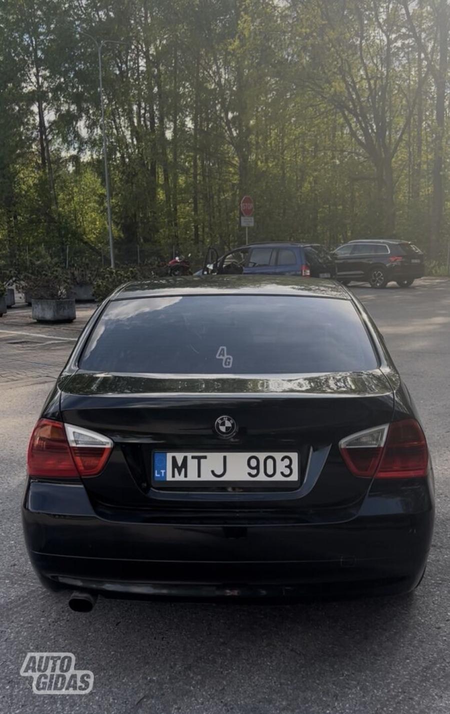 Black BMW 318 2007 in Vilnius, with an engine capacity of 2.00 L and mileage of 334 thousand km for 3000 €, photo 7 on AUTOMOTO.COM.LV