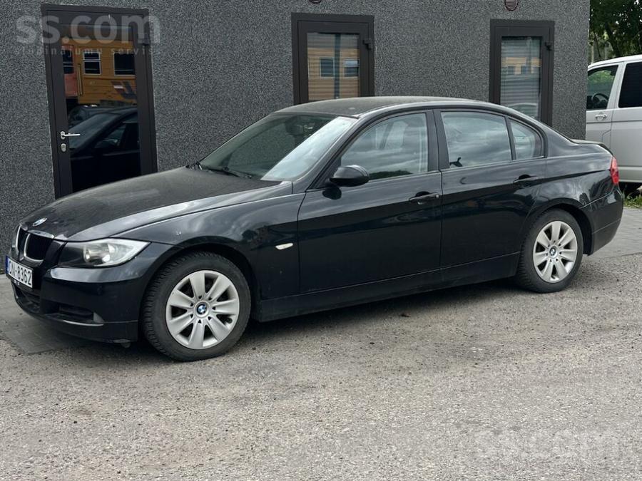 Black BMW 318 2007 in Riga, with an engine capacity of 2.00 L and mileage of 0 thousand km for 2300 €, photo 4 on AUTOMOTO.COM.LV
