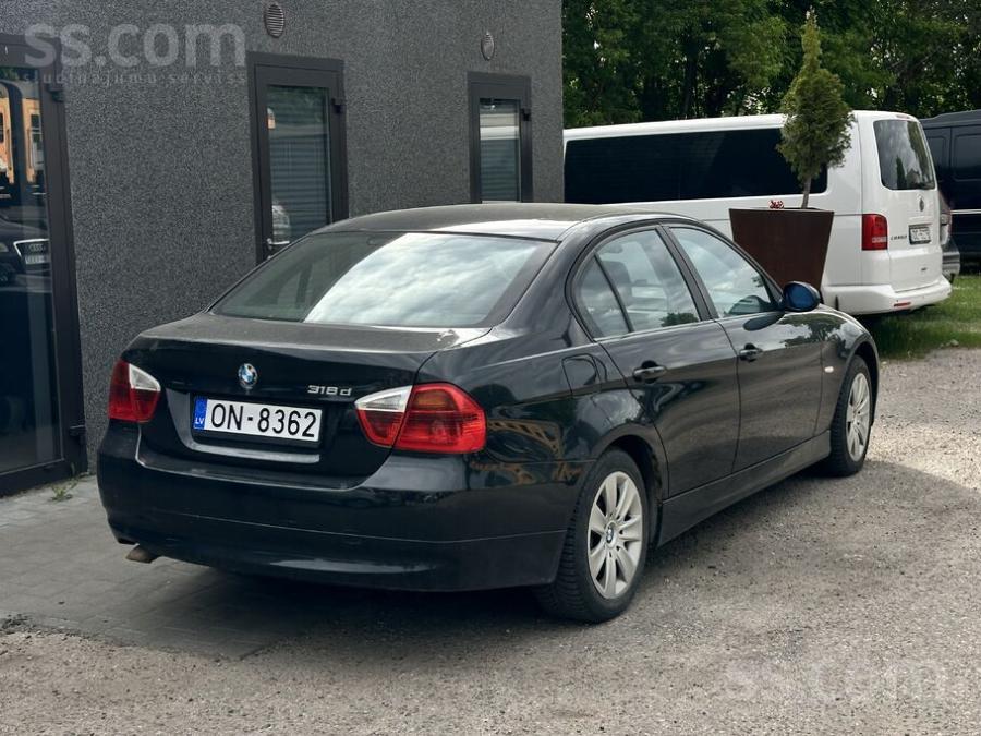 Black BMW 318 2007 in Riga, with an engine capacity of 2.00 L and mileage of 0 thousand km for 2300 €, photo 5 on AUTOMOTO.COM.LV