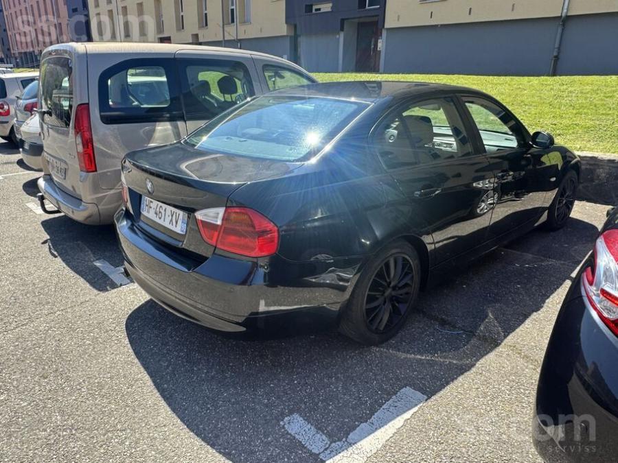 Melns BMW 318 2007 Rīga, ar dzinēja tilpumu 2.00 L un nobraukumu 325 tūkst. km par 5450 €, foto 3 vietnē AUTOMOTO.COM.LV