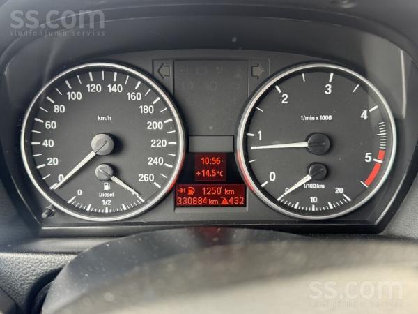 Черный БМВ 318 2007 в Рига, объемом двигателя 2.00 л и пробегом 325 тыс. км за 5450 €, фото 4 на AUTOMOTO.COM.LV