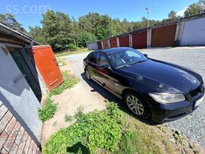 Black BMW 318 2007 in Riga, with an engine capacity of 2.00 L and mileage of 272 thousand km for 2350 €, photo 6 on AUTOMOTO.COM.LV