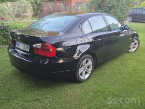 Black BMW 318 2007 in Jekabpils, with an engine capacity of 2.00 L and mileage of 220 thousand km for 2390 €, photo 3 on AUTOMOTO.COM.LV