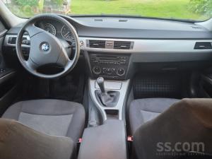 Black BMW 318 2007 in Jekabpils, with an engine capacity of 2.00 L and mileage of 220 thousand km for 2390 €, photo 8 on AUTOMOTO.COM.LV