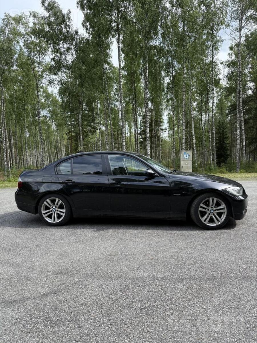 Melns BMW 318 2007 Rīga, ar dzinēja tilpumu 2.00 L un nobraukumu 0 tūkst. km par 3390 €, foto 3 vietnē AUTOMOTO.COM.LV