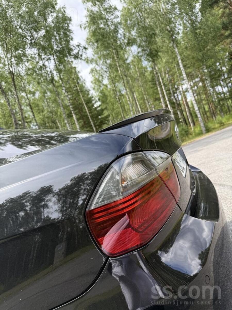 Melns BMW 318 2007 Rīga, ar dzinēja tilpumu 2.00 L un nobraukumu 0 tūkst. km par 3390 €, foto 11 vietnē AUTOMOTO.COM.LV
