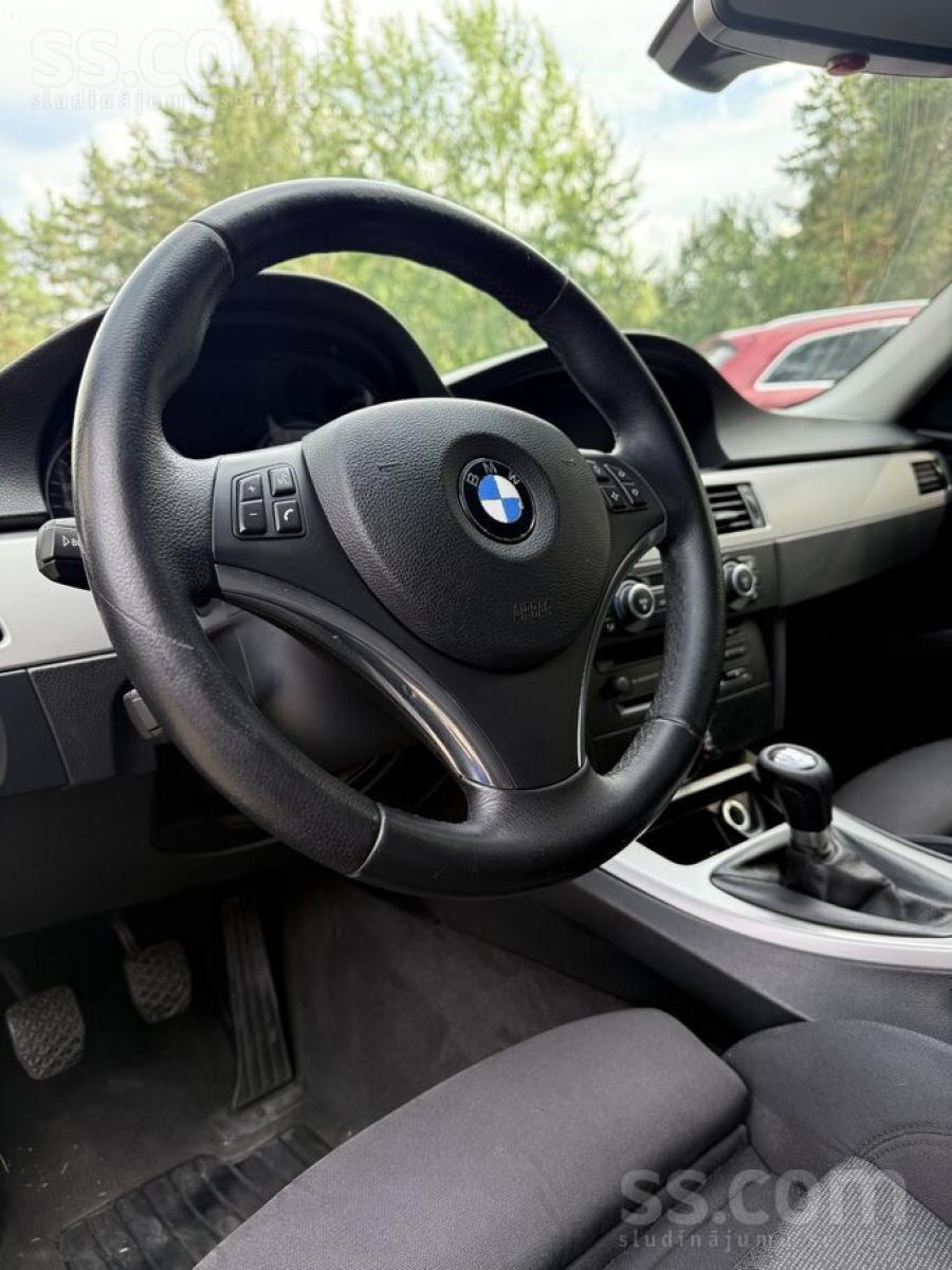 Melns BMW 318 2007 Rīga, ar dzinēja tilpumu 2.00 L un nobraukumu 0 tūkst. km par 3390 €, foto 15 vietnē AUTOMOTO.COM.LV