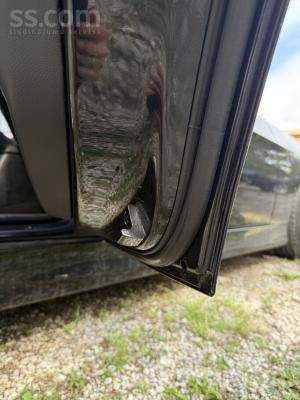 Melns BMW 318 2007 Rīga, ar dzinēja tilpumu 2.00 L un nobraukumu 0 tūkst. km par 3390 €, foto 20 vietnē AUTOMOTO.COM.LV