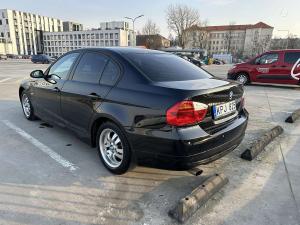 Черный БМВ 318 2007 в Вильнюс, объемом двигателя 2.00 л и пробегом 234 тыс. км за 2100 €, фото 5 на AUTOMOTO.COM.LV
