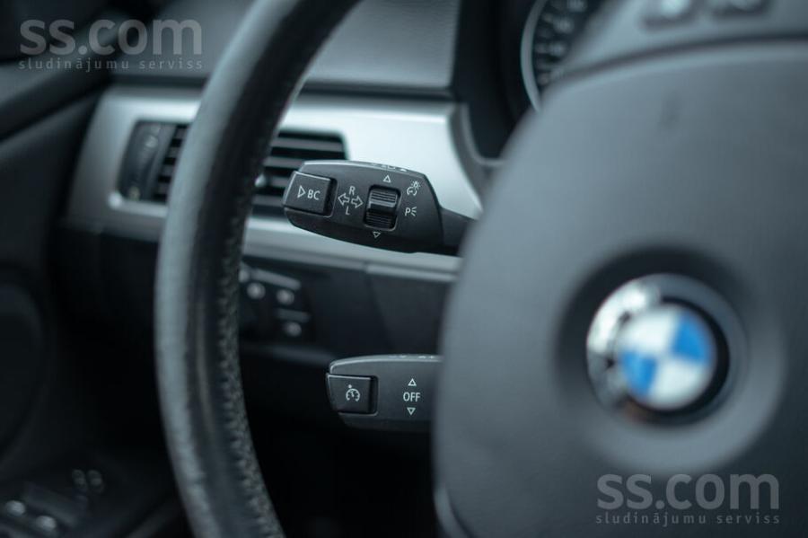 Black BMW 318 2007 in Liepaja, with an engine capacity of 2.00 L and mileage of 276 thousand km for 4400 €, photo 19 on AUTOMOTO.COM.LV