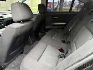 Black BMW 318 2007 in Riga, with an engine capacity of 2.00 L and mileage of 308 thousand km for 2490 €, photo 9 on AUTOMOTO.COM.LV