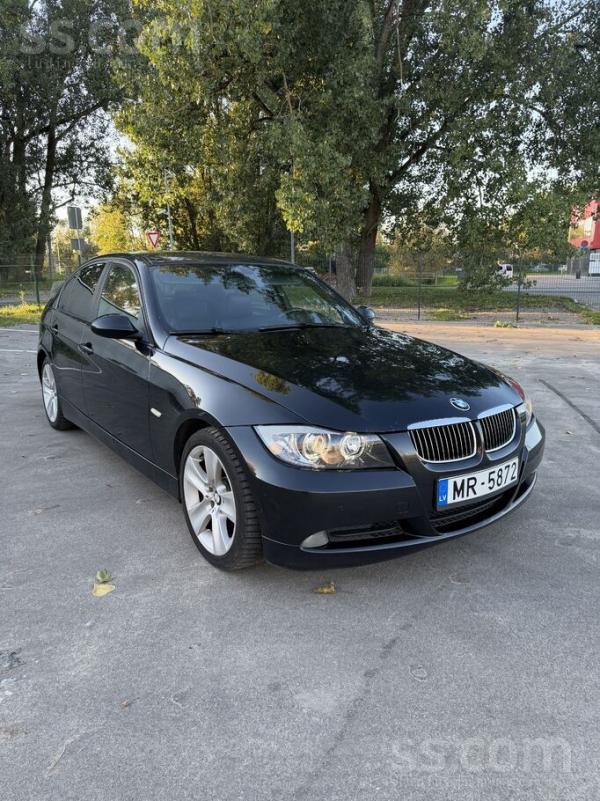 BMW 318 2007 in Riga on AUTOMOTO.COM.LV Black BMW 318 2007 in Riga, with an engine capacity of 2.00 L and mileage of 380 thousand km for 4250 €, photo 1 on AUTOMOTO.COM.LV