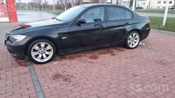 Melns BMW 318 2008 Jelgava, ar dzinēja tilpumu 2.00 L un nobraukumu 335 tūkst. km par 2490 €, foto 2 vietnē AUTOMOTO.COM.LV