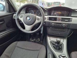 Black BMW 318 2008 in Ukmerge, with an engine capacity of 2.00 L and mileage of 291 thousand km for 3250 €, photo 7 on AUTOMOTO.COM.LV