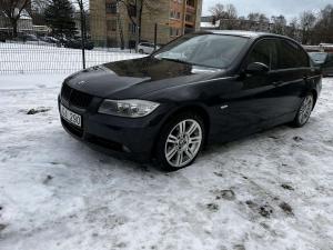 Black BMW 318 2008 in Kaunas, with an engine capacity of 2.00 L and mileage of 250 thousand km for 2600 €, photo  on AUTOMOTO.COM.LV