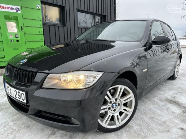 Black BMW 318 2008 in Kaunas, with an engine capacity of 2.00 L and mileage of 240 thousand km for 2699 €, photo 3 on AUTOMOTO.COM.LV