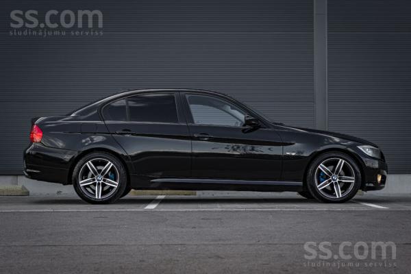 Melns BMW 318 2008 Rīga, ar dzinēja tilpumu 2.00 L un nobraukumu 304 tūkst. km par 4500 €, foto 5 vietnē AUTOMOTO.COM.LV