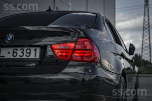 Melns BMW 318 2008 Rīga, ar dzinēja tilpumu 2.00 L un nobraukumu 304 tūkst. km par 4500 €, foto 10 vietnē AUTOMOTO.COM.LV
