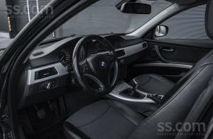 Melns BMW 318 2008 Rīga, ar dzinēja tilpumu 2.00 L un nobraukumu 304 tūkst. km par 4500 €, foto 12 vietnē AUTOMOTO.COM.LV