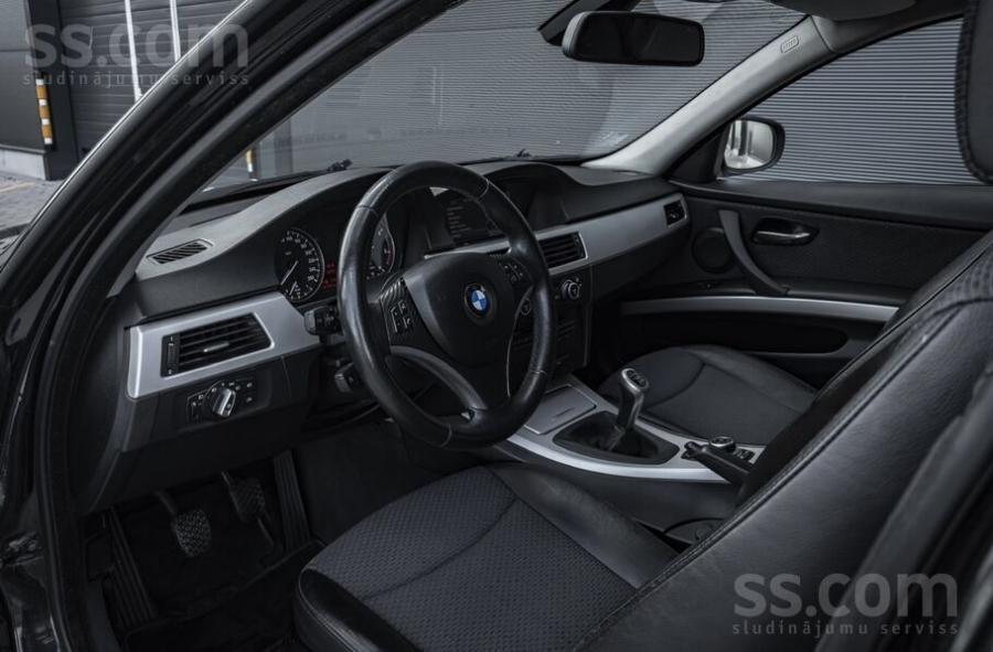 Melns BMW 318 2008 Rīga, ar dzinēja tilpumu 2.00 L un nobraukumu 304 tūkst. km par 4500 €, foto 12 vietnē AUTOMOTO.COM.LV